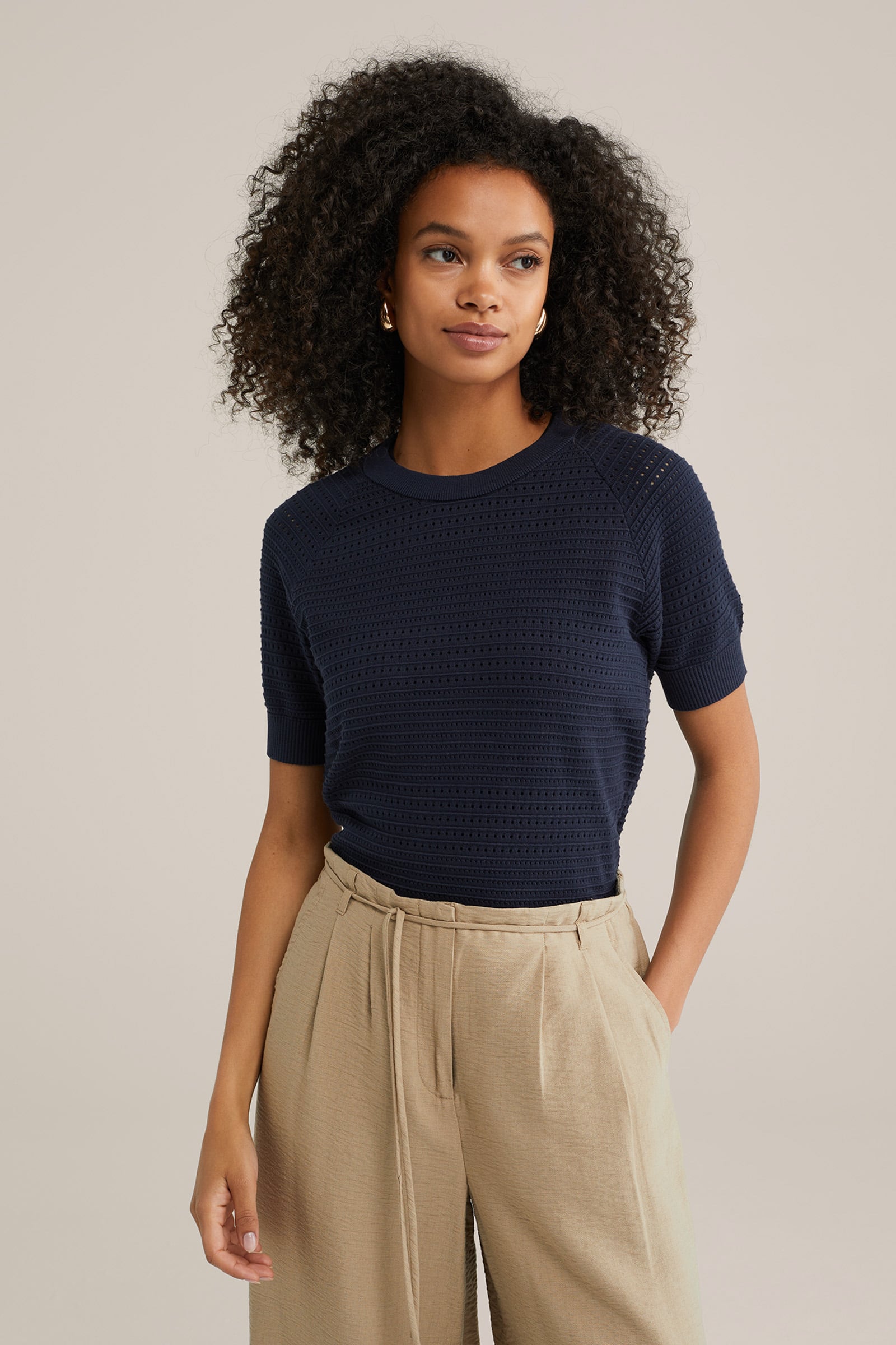 Dames trui met opengewerkte structuur | wefashion.com