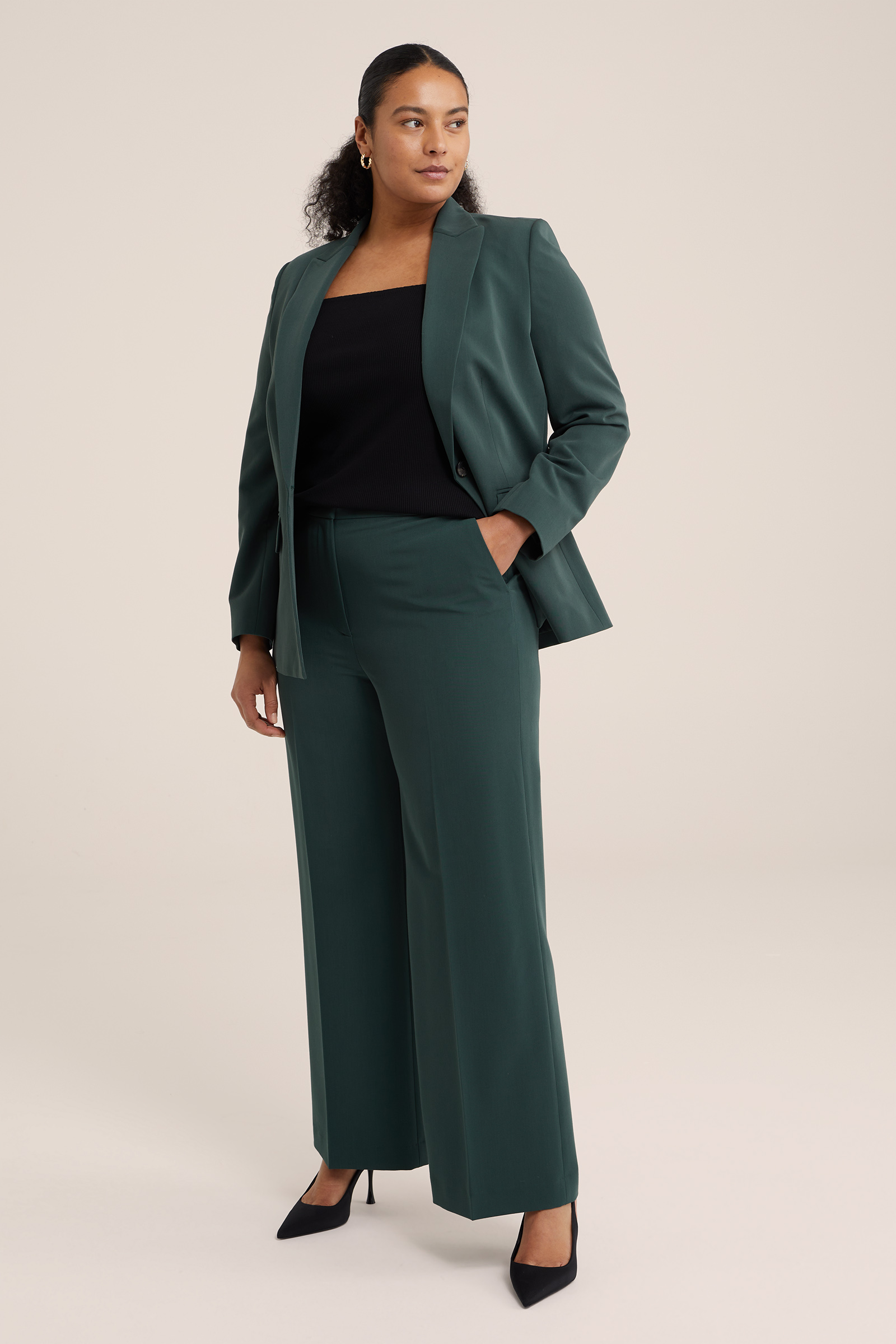 Dames Slim fit pak - Curve | wefashion.com