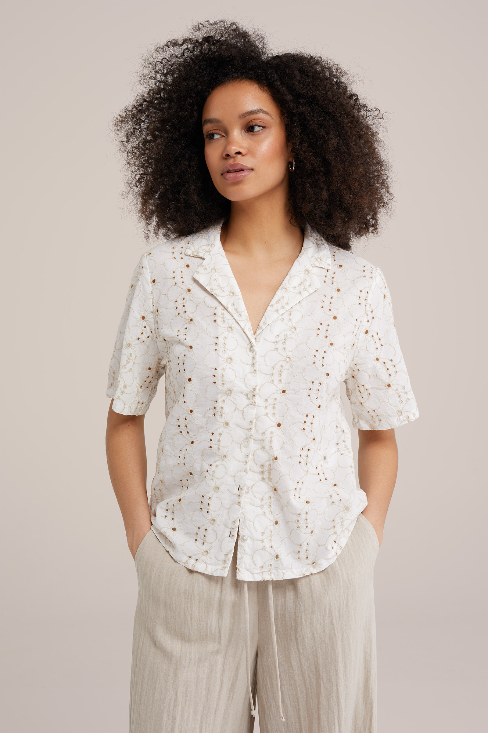 Dames blouse van broderie anglaise | wefashion.com