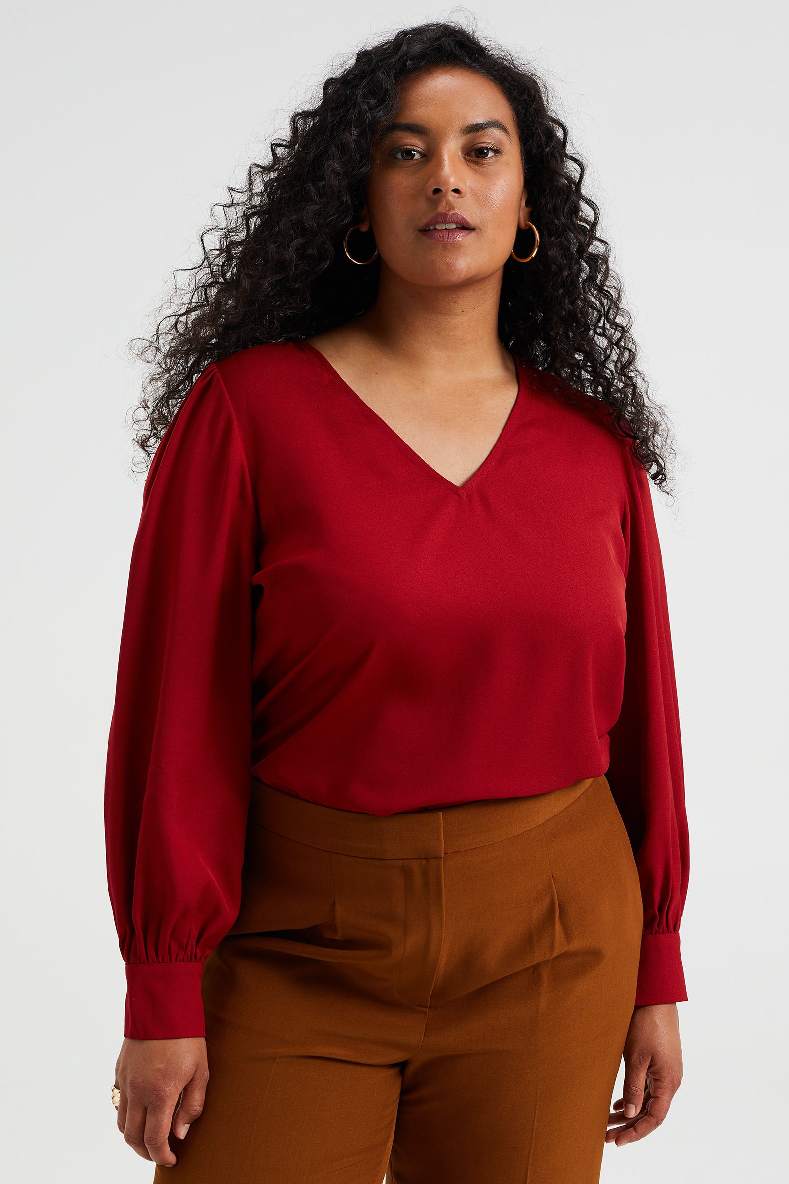 Dames blouse met V-hals - Curve | wefashion.com