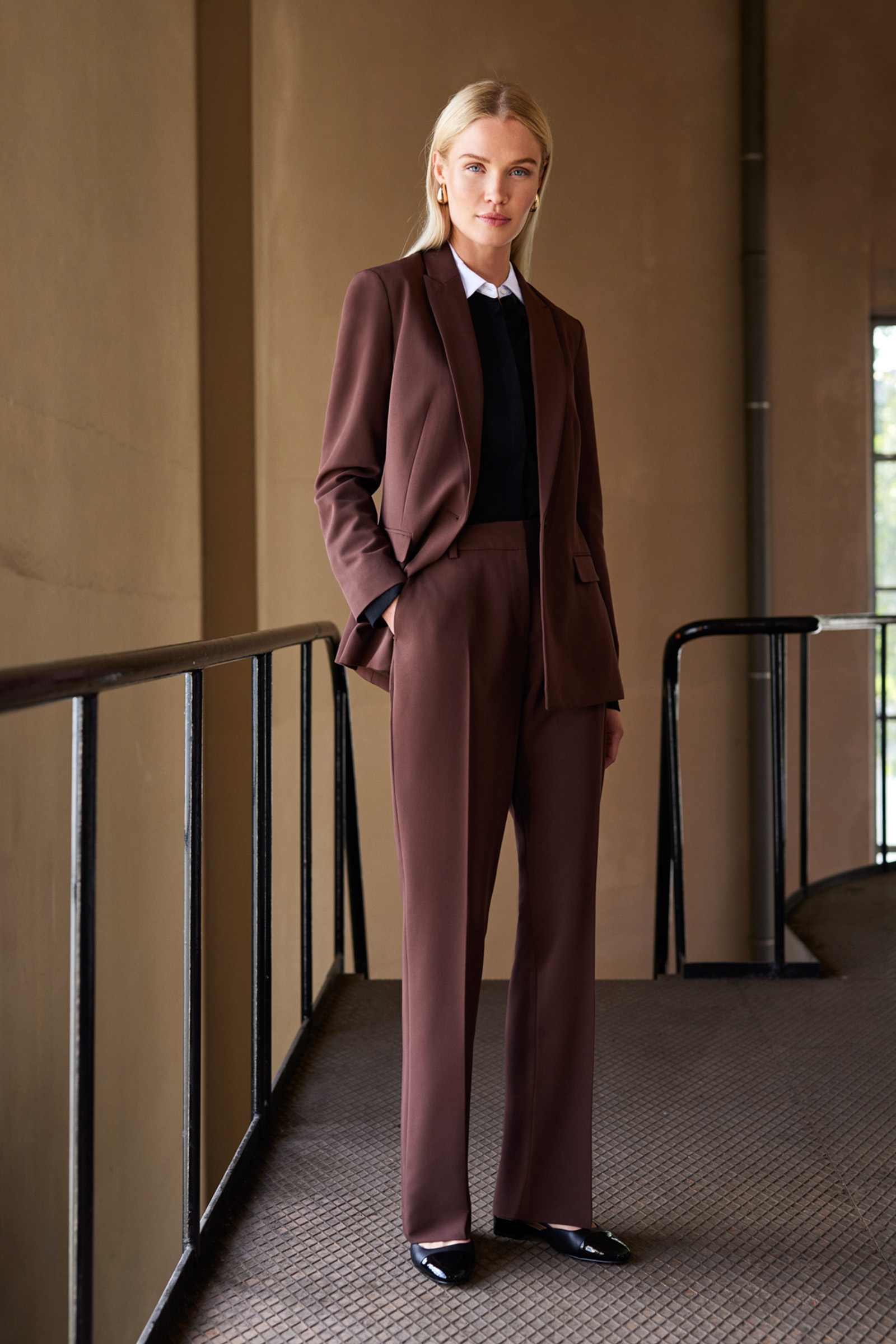 Dames slim fit pantalon | wefashion.com