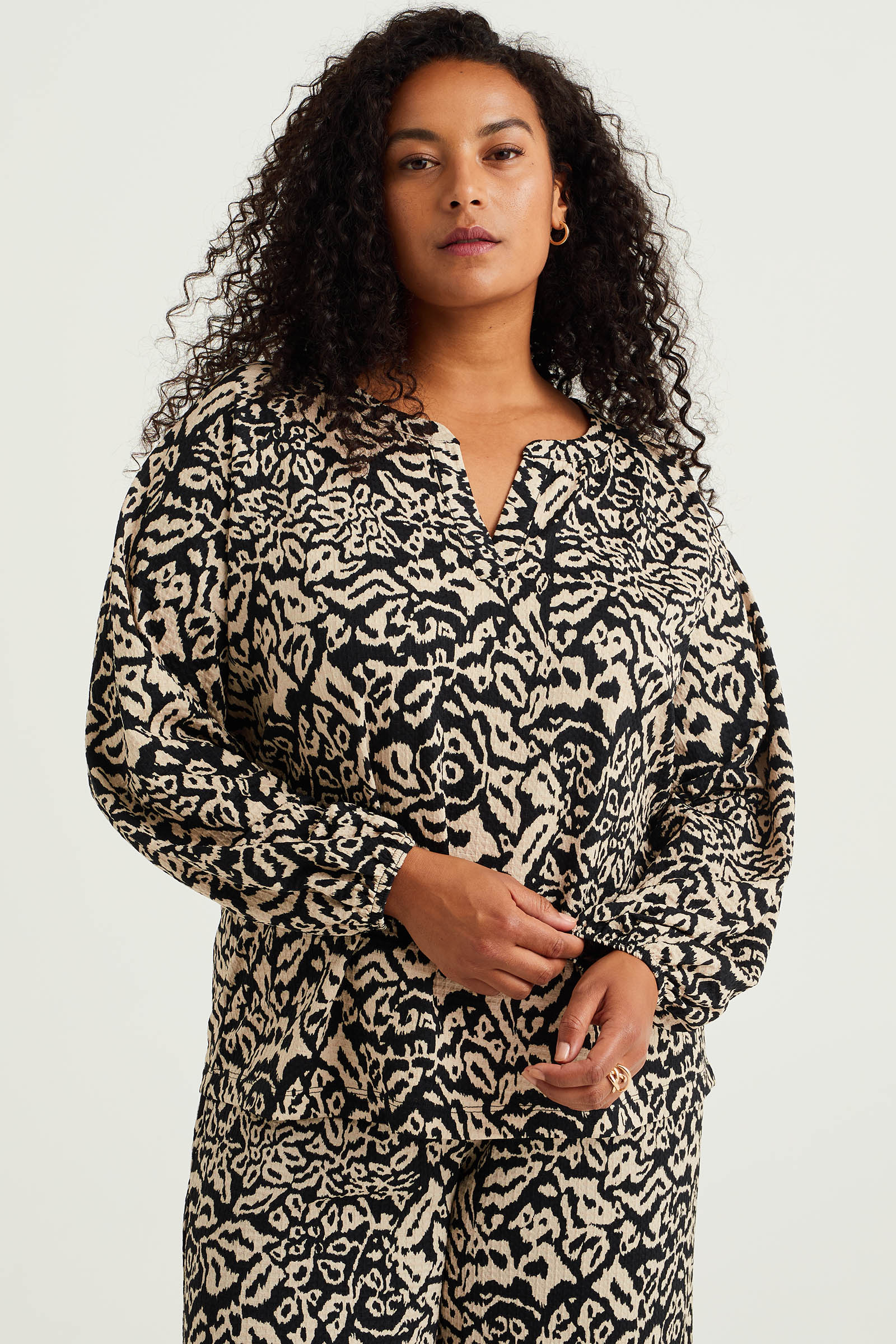Dames blouse met structuur - Curve | wefashion.com