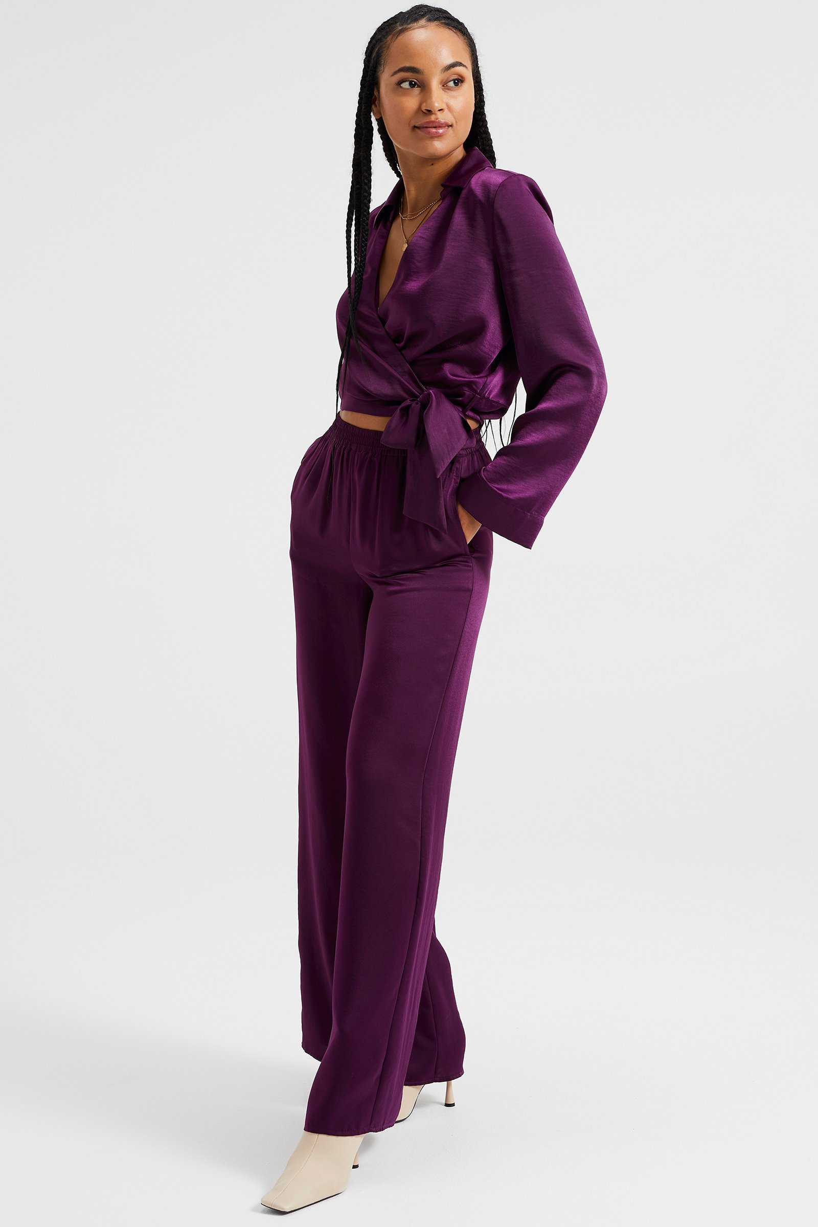 Dames broek met satijnen look | wefashion.com