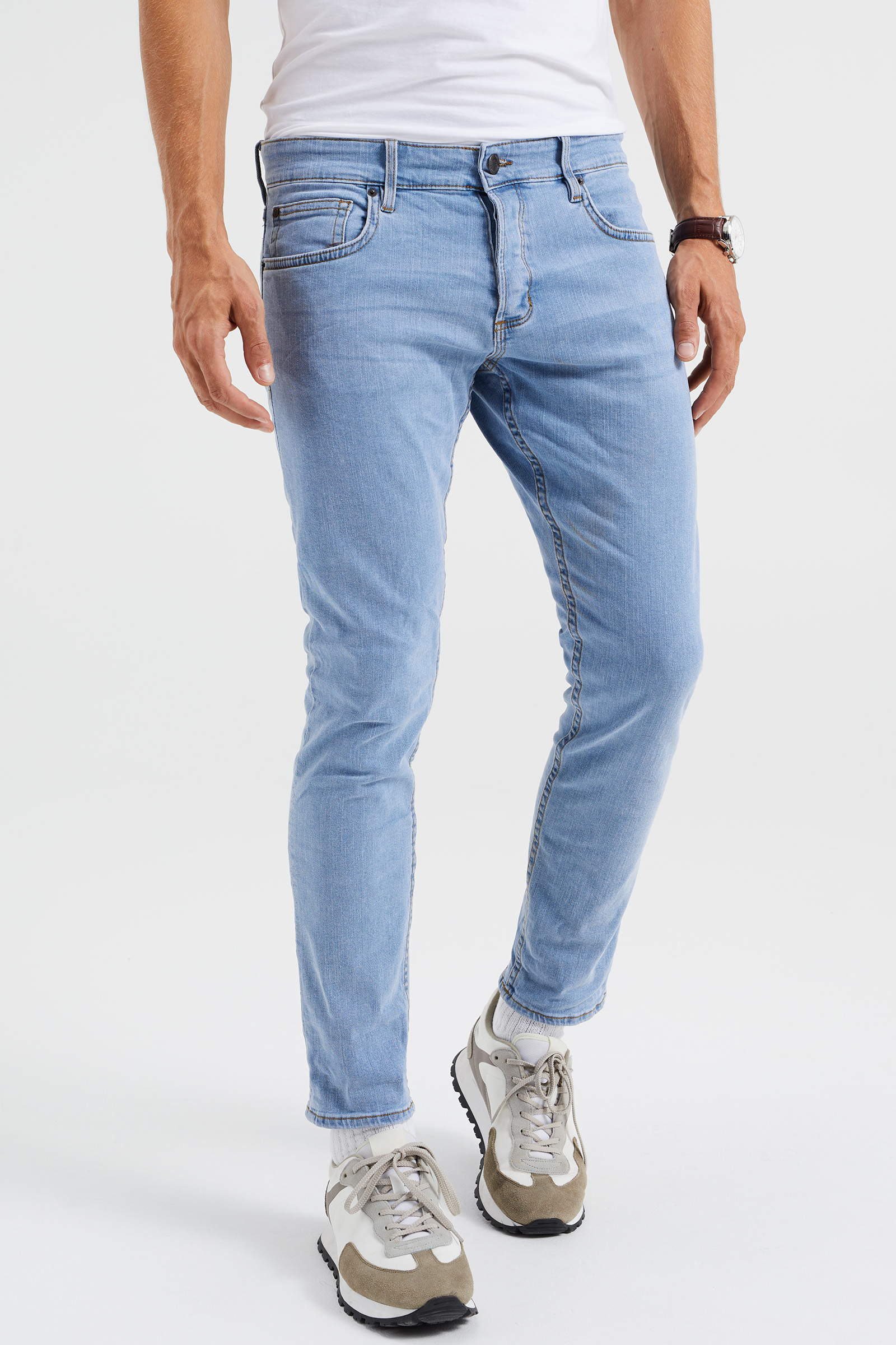 Herren-Slim-Fit-Jeans mit Komfort-Stretch | wefashion.com