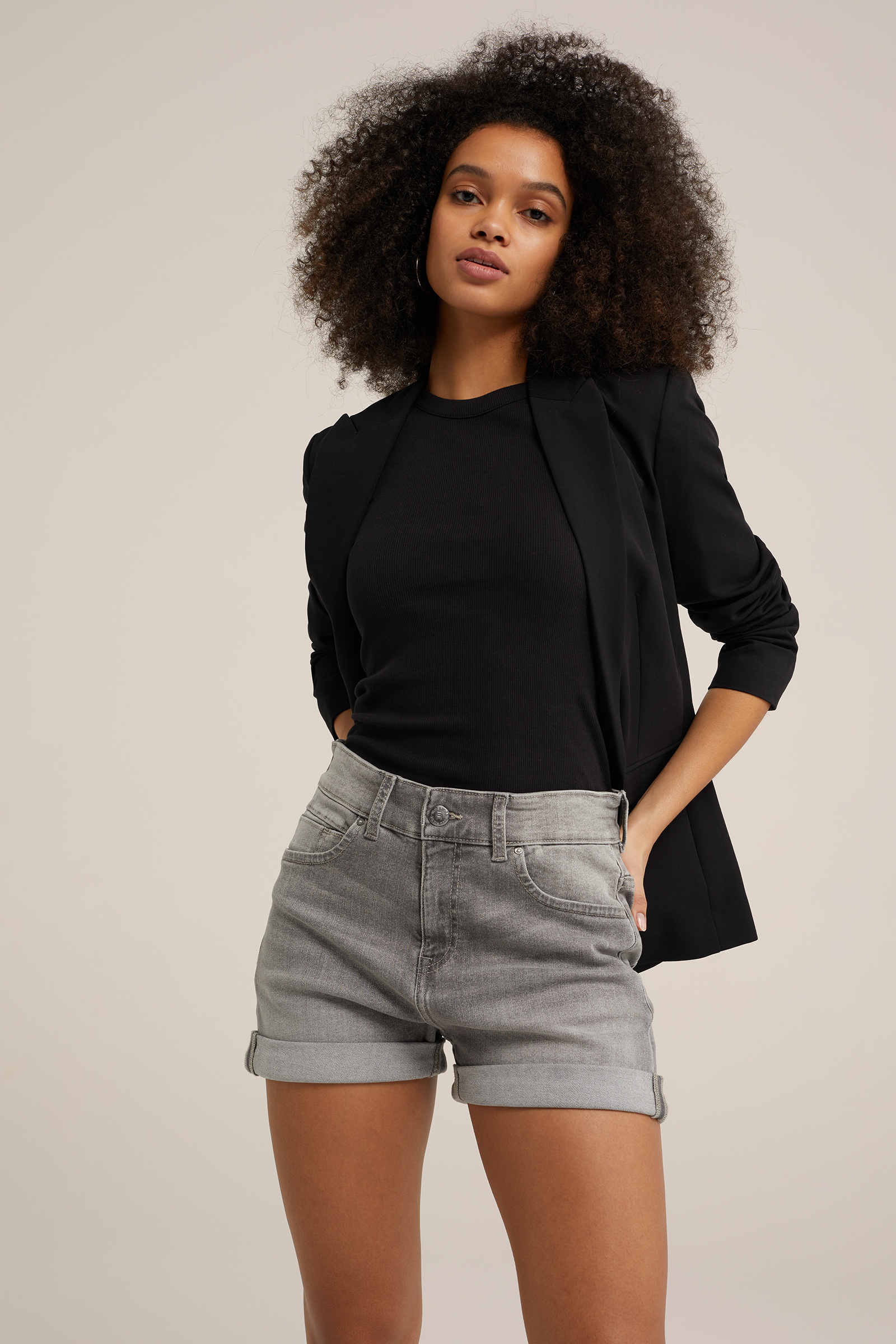 Dames high rise denimshort met comfort stretch | wefashion.com