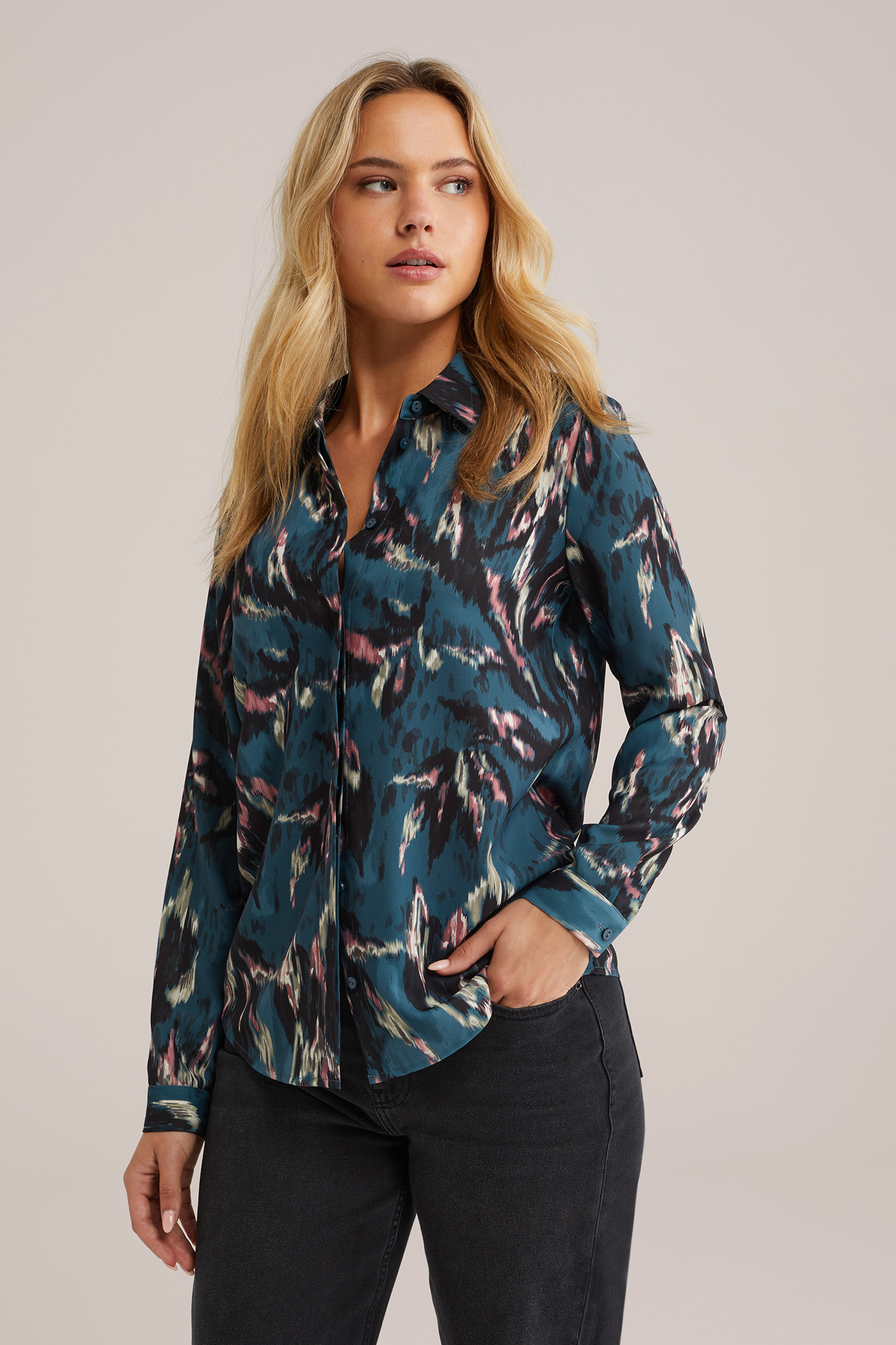Dames blouse met fijne structuur | wefashion.com