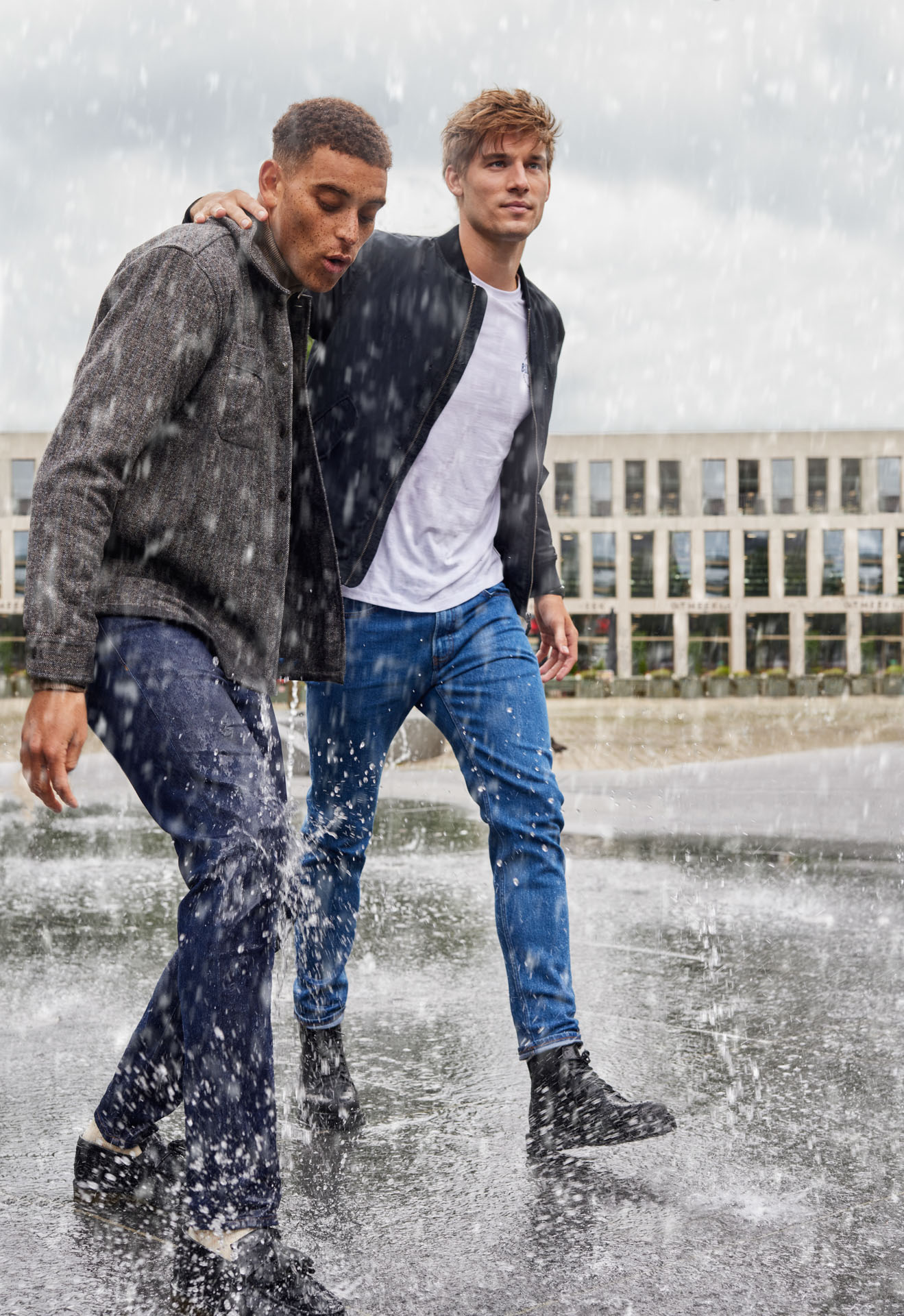 Heren Rain ready slim fit jeans met medium stretch | wefashion.com