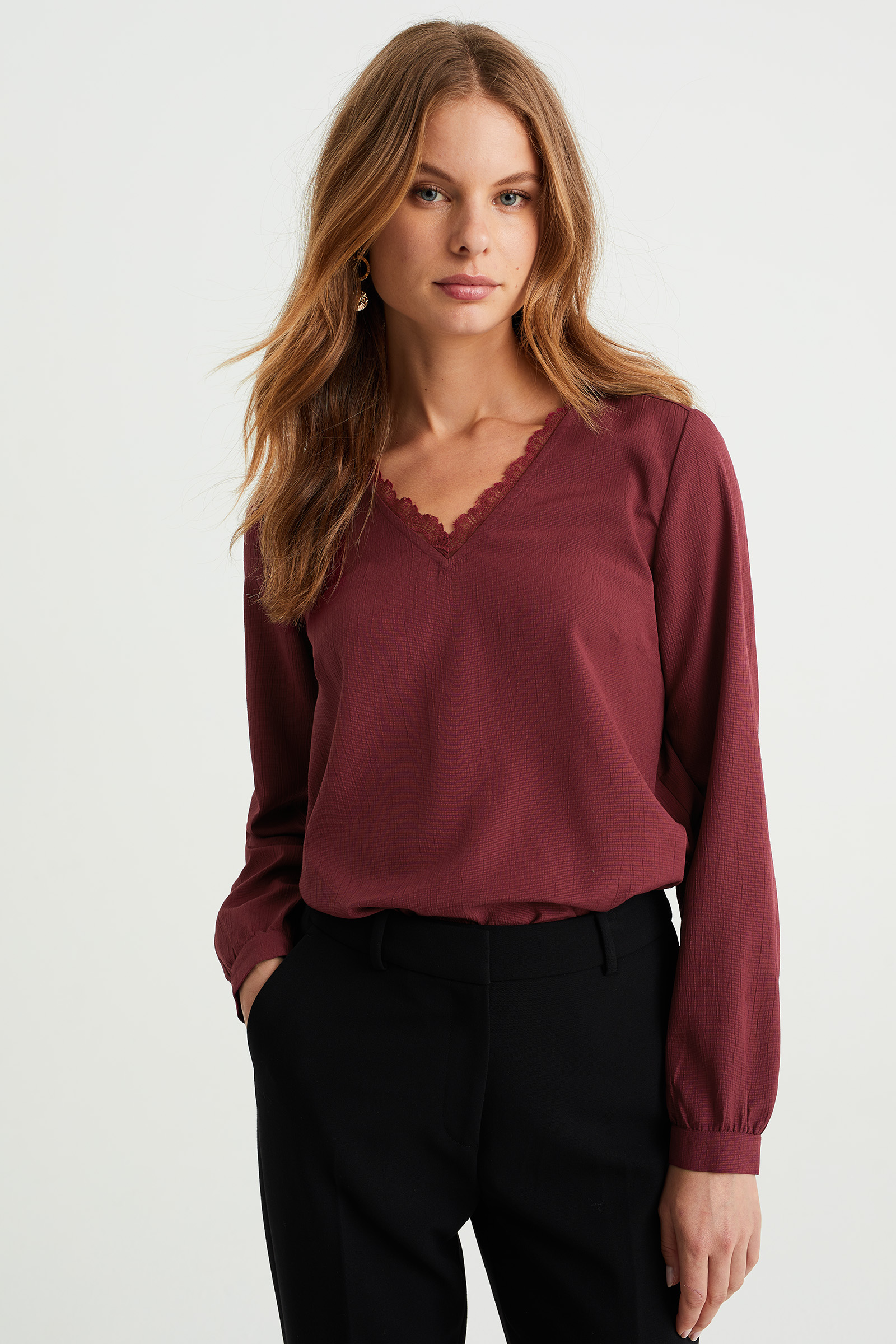 Dames blouse met kant | wefashion.com