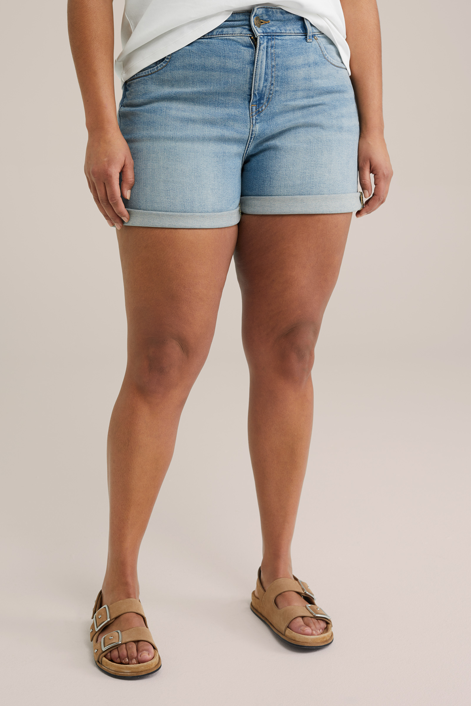 High-Rise Denim-Short mit Stretch - Curve | wefashion.com